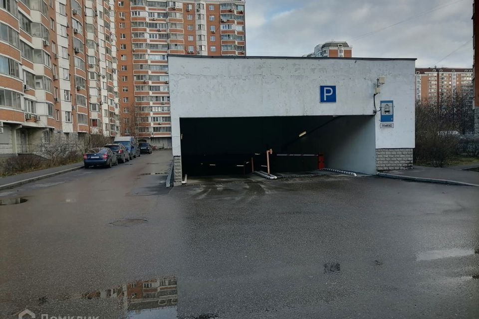 Купить Машиноместо у станции Хлебниково (Москва) - предложения о ...