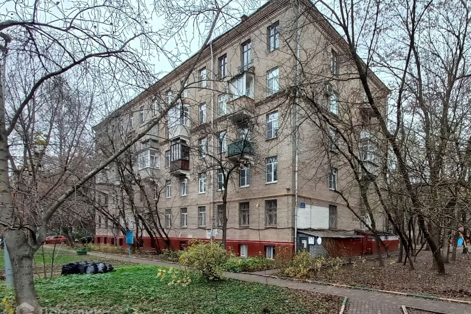 Купить Комнату в Коммуналке в Ленинские горы м-н (Москва) - предложения ...