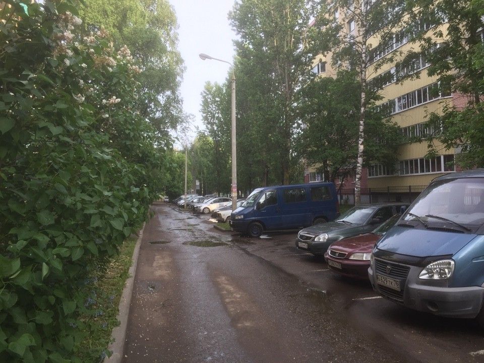 Ярославль, 4-й (Дзержинский район) м-н, проспект Дзержинского, 25а на ...