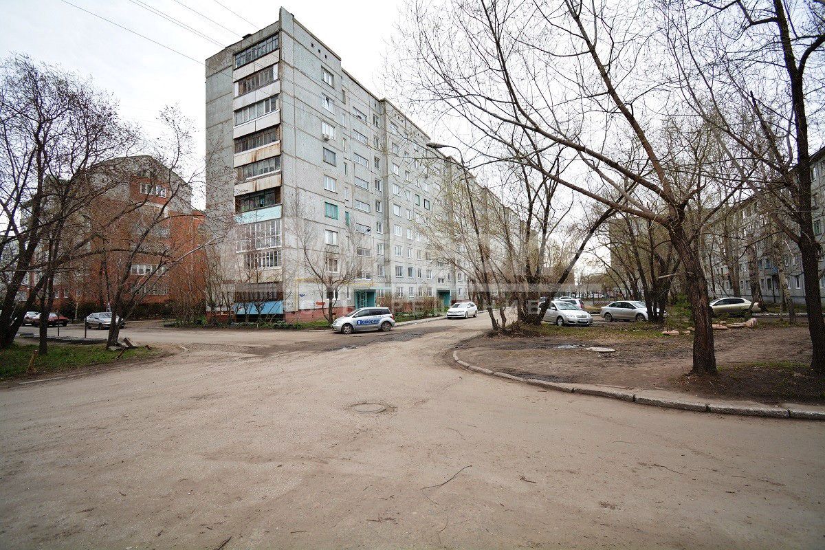 Купить 2-комнатную квартиру, 52.7 м² по адресу Омск, улица Куйбышева ...