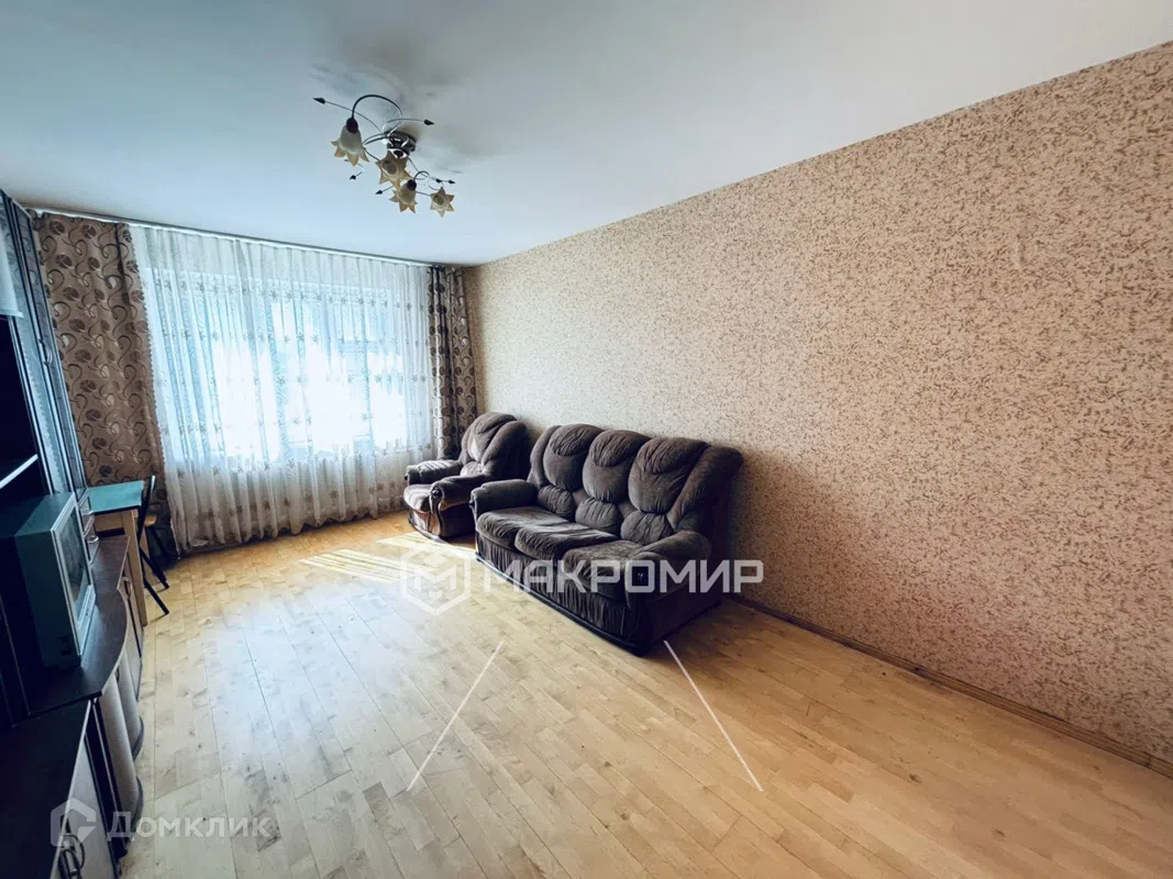 Купить 3-комнатную квартиру, 75 м² по адресу Орел, Наугорский м-н ...