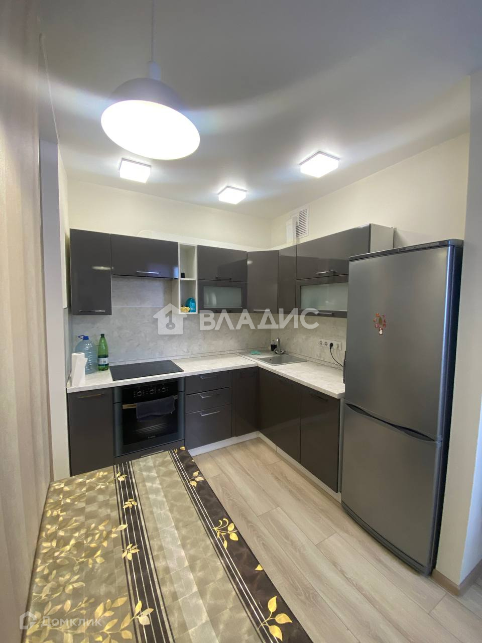 Купить студию, 27.7 м² по адресу Белгород, Каштановая улица, 10, 3 этаж ...